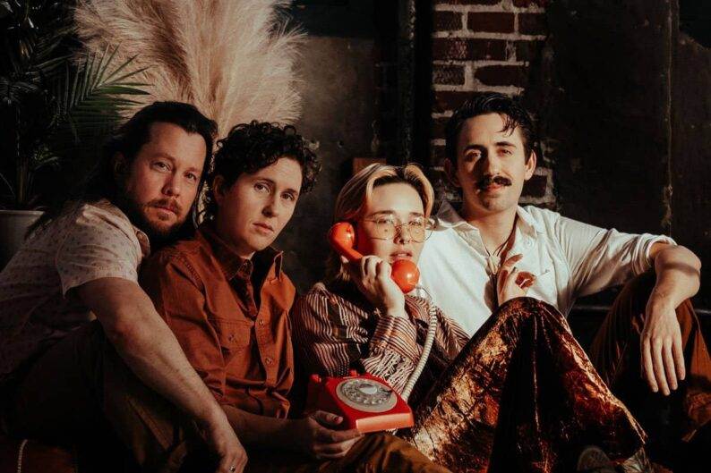 Get to know Glitterfox